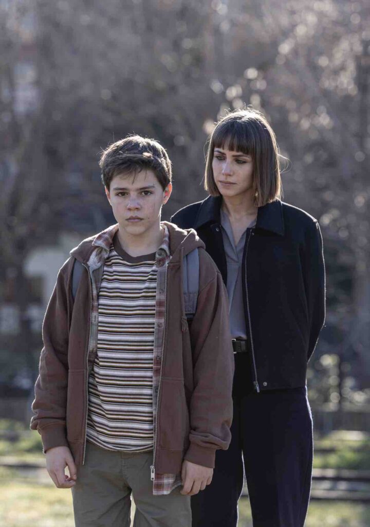 Invisible: la nueva serie de Disney+ basada en el libro de Eloy Moreno ...